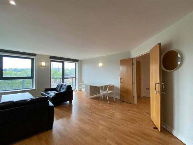 at Sheffield, 400 West One Aspect, 17. 2 bed apartment to rent £1,275 pcm £294 pw