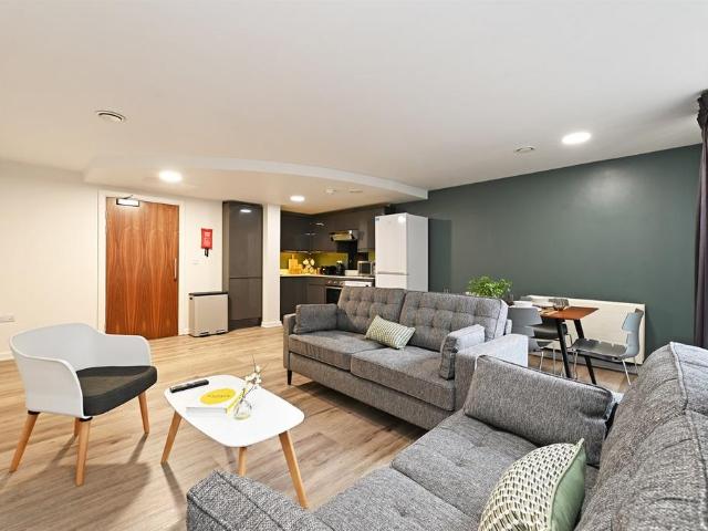 at Sheffield, Apartment 114. 4 bed apartment to rent £1,480 pcm £342 pw