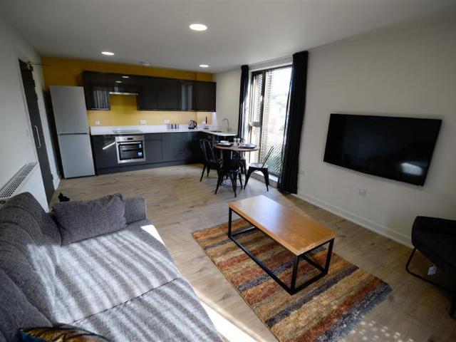 at Sheffield, Apartment 33, Speedwell. 2 bed apartment to rent £1,125 pcm £260 pw
