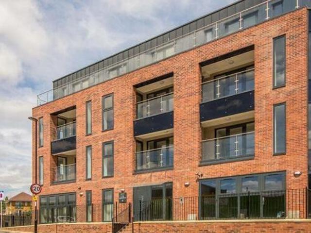Atar House, South Bermondsey, 3 Bedroom Flat