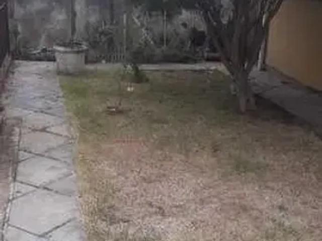 Atenção casa 3 dorm. Peças amplas em otima localização no jardim v. Nova.COM