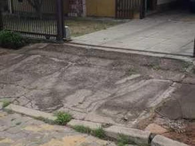 ATENÇÃO CASA 3 DORM. + PEÇAS AMPLAS EM OTIMA LOCALIZAÇÃO NO JARDIM V. NOVA COM