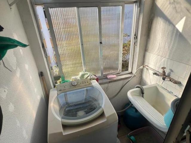 ATENÇÃO SALOMONI APTO. 2 DORM. COM UMA GAR. FEC. E UM BOX COBERTO SEMI MOBILIADO