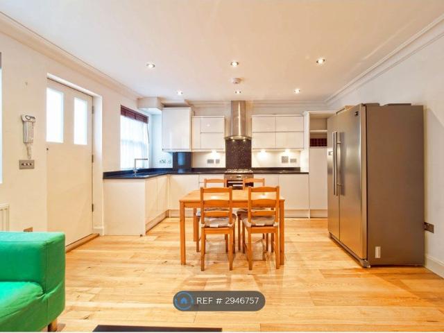 Athelstane Mews, London N4, 1 bed flat to rent, £2,000 pcm | PrimeLocation
