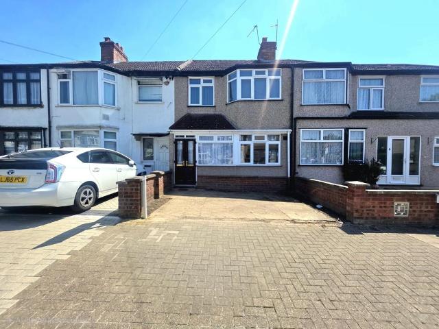 Athelstone Road, Harrow 3 bed terraced house to rent £2,050 pcm £473 pw