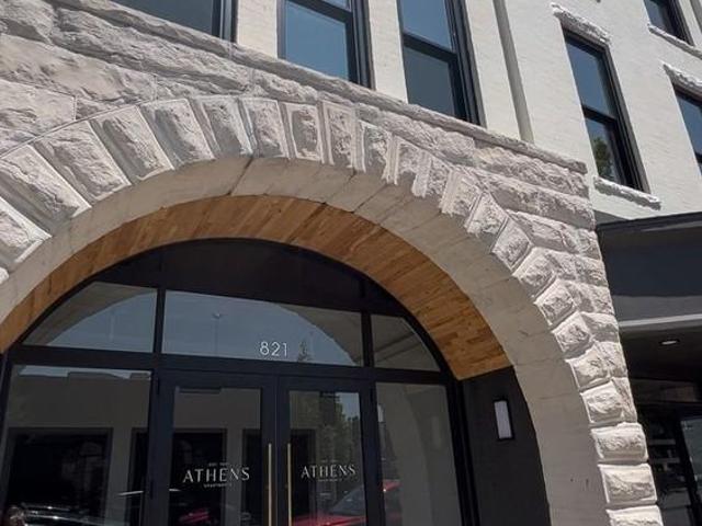 Athens Apartments 2 Bedroom Apartment for Rent at 821 E Walnut St, Columbia, MO 65201 Downtown Columbia