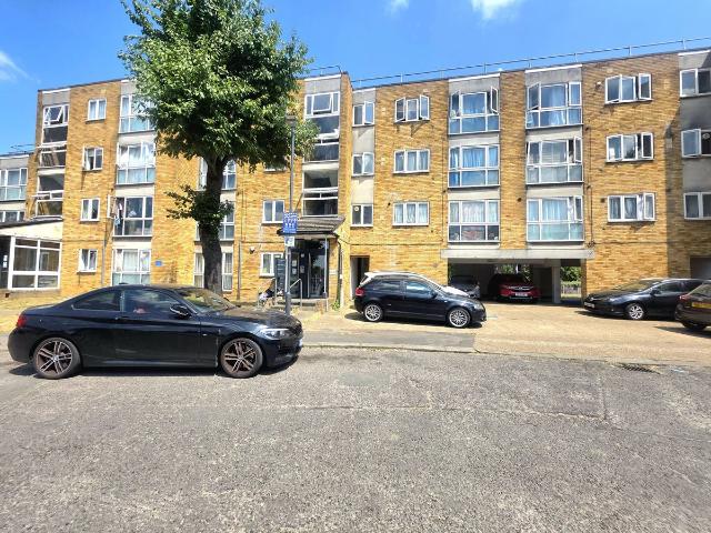 Atherton Place, Harrow HA2, 2 bed flat to rent, £1,600 pcm | PrimeLocation