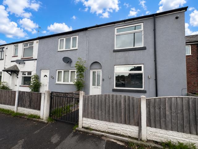 Atherton Road, Wigan WN2, 2 bed end terrace house to rent, £850 pcm | PrimeLocation