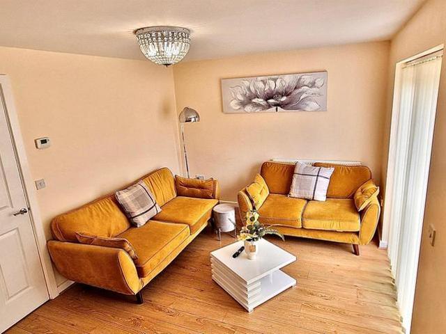 Athole Street, Salford M5 3 bed house to rent £1,950 pcm £450 pw