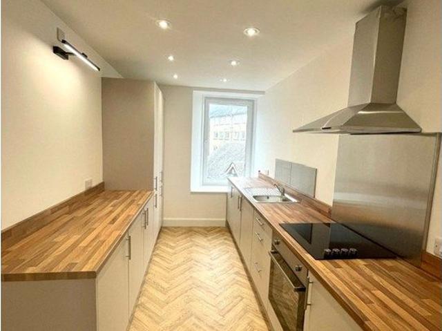 Atholl Street, Perth PH1, 3 bed flat to rent, £975 pcm | PrimeLocation