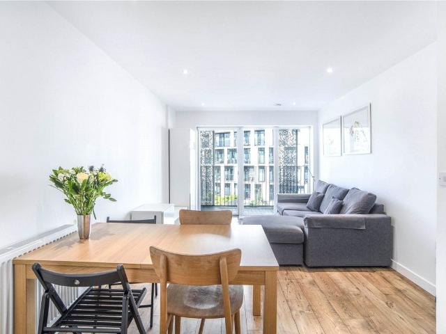 Atkins Square, Dalston Lane, Hackney, London E8, 1 bed flat to rent, £2,250 pcm | PrimeLocation