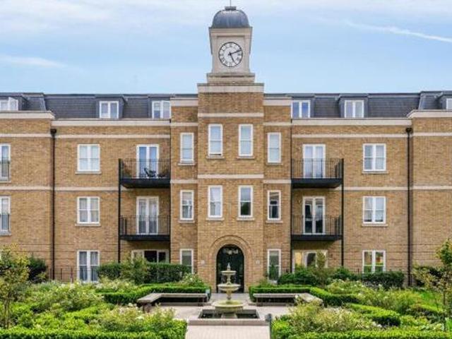 Atkinson Close, Wimbledon, 2 Bedroom Flat