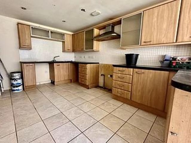Atkinson Road, Hawkinge, Folkestone, CT18 7SB, Kent