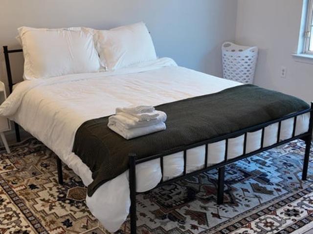 ATL Airport Private Bed & Bathroom Newly Renovate