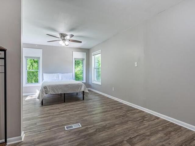 Atlanta House. Modern & comfortable