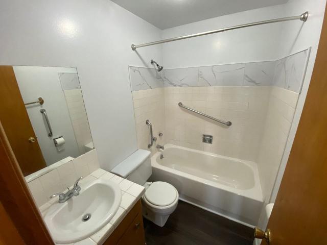 Atlantic 2 Bedroom Apartment for Rent at 6503 N Atlantic St, Town and Country, WA 99208 Town and Country