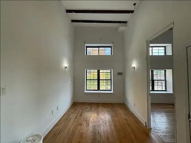 Atlantic Ave / 2 bath / laundry / AC