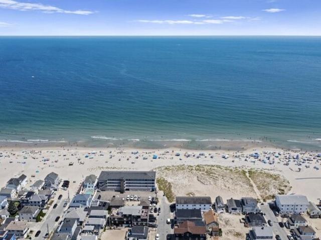 Atlantic Ave Unit,hampton, Condo For Sale