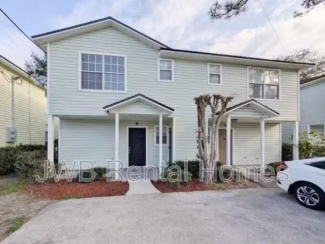 Atlantic Beach 79 W 5th St