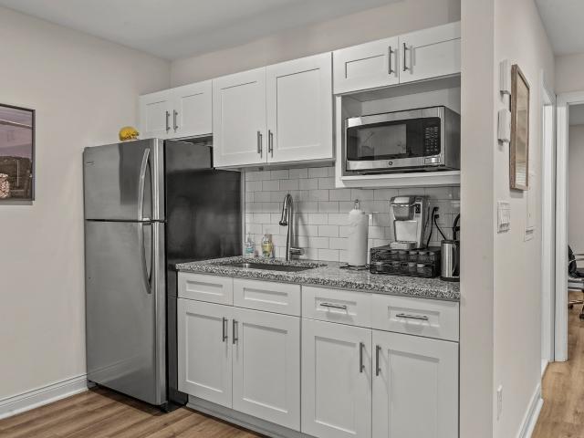 Atlantic Pointe Apartments 3BR 2BA 1200 SF