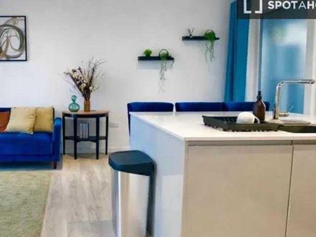 Atlantis Avenue, London, E6 7AE, United Kingdom | 3 bed apartment for rent #161417056 | Rentberry