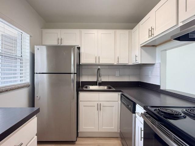 Atlas at Bay Point 2 Bedroom Apartment for Rent at 2150 62nd Ter S, St. Petersburg, FL 33712 Greater Pinellas Point