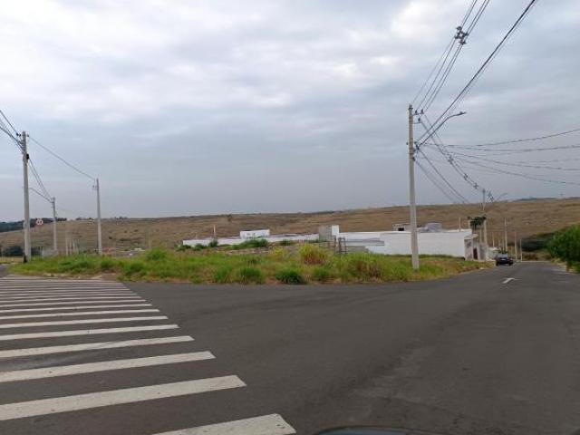Versátil terreno comercial para venda em Parque Campo Bonito, 257m²