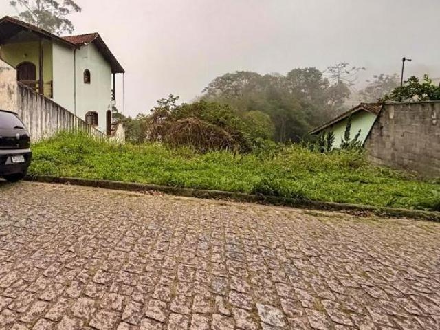 Confortável terreno residencial para venda em Pastoril, 250m²