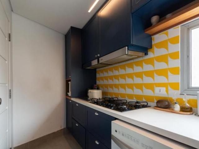 Confortável apartamento para venda em Vila Mariana com 2 quartos, sendo 1 suíte, 100m² tania guido
