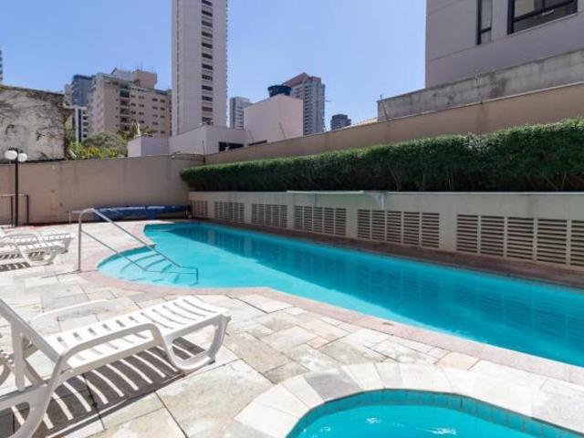 Deslumbrante apartamento para venda em Vila Olímpia com 3 quartos, sendo 3 suítes, 137m² remaxfron