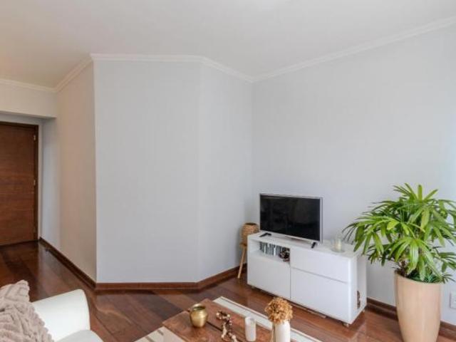 Confortável apartamento para venda em Moema com 2 quartos, sendo 1 suíte, 63m² remaxempire#B1NKN
