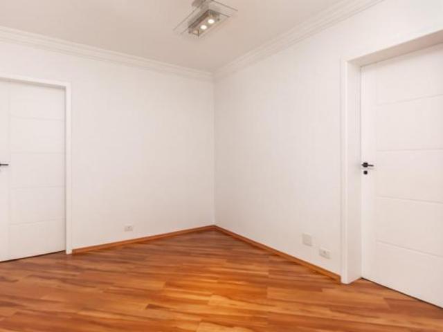 Versátil apartamento para venda em Moema com 3 quartos, sendo 1 suíte, 101m² remaxfront#M7G4N