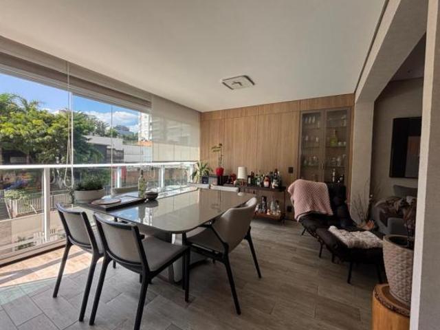 Versátil apartamento para venda em Bosque da Saúde com 3 quartos, sendo 1 suíte, 92m² jaquelineali