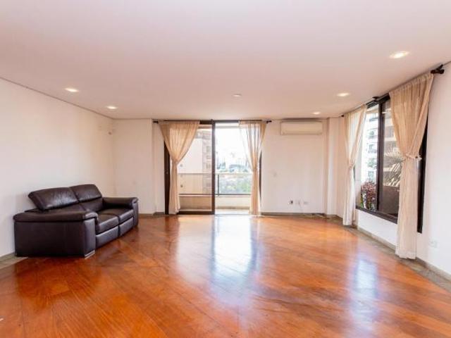 Atraente apartamento para venda em Brooklin com 4 quartos, sendo 2 suítes, 200m² kathrincoaracy#SP