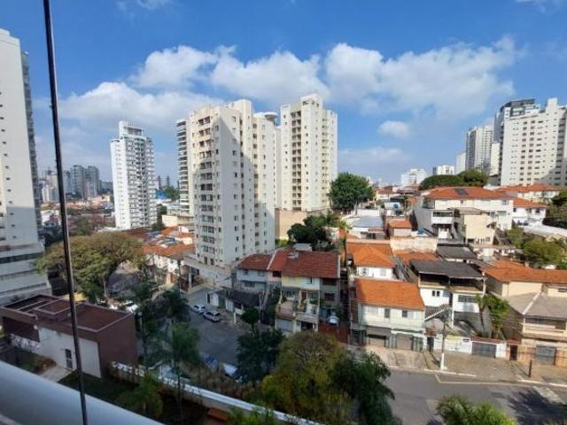 Versátil apartamento para venda em Chácara Inglesa com 2 quartos, sendo 1 suíte, 68m² maiaragarrut
