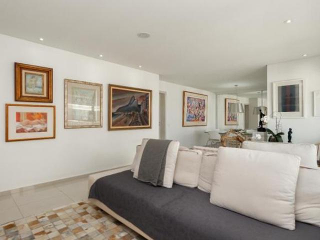 Atraente apartamento para venda em Cidade Monções com 4 quartos, sendo 3 suítes, 178.3m²