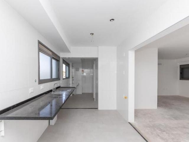 Excelente apartamento para venda em City América com 3 quartos, sendo 3 suítes, 152m²