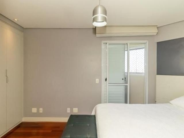 Confortável apartamento para venda em City América com 3 quartos, sendo 3 suítes, 122m²