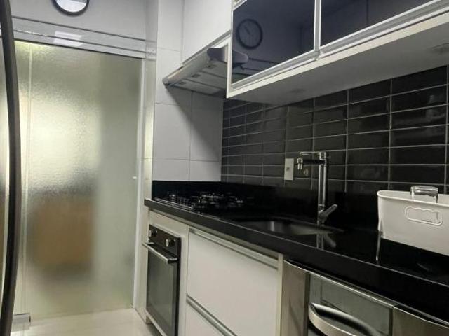 Versátil apartamento para venda em Jardim Arpoador com 3 quartos, sendo 2 suítes, 96m²