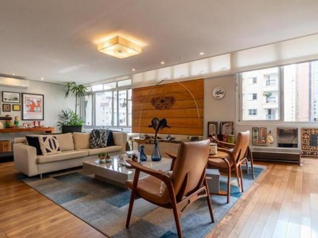 Atraente apartamento para venda em Jardim Paulista com 3 quartos, sendo 3 suítes, 214m²