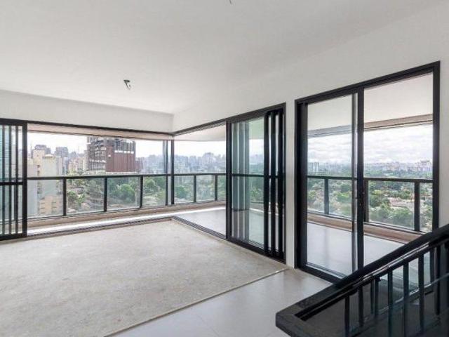 Deslumbrante apartamento para venda em Pinheiros com 3 quartos, sendo 3 suítes, 142m²