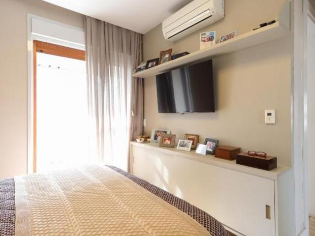 Deslumbrante apartamento para venda em Vila Anastácio com 3 quartos, sendo 3 suítes, 157m² douglas