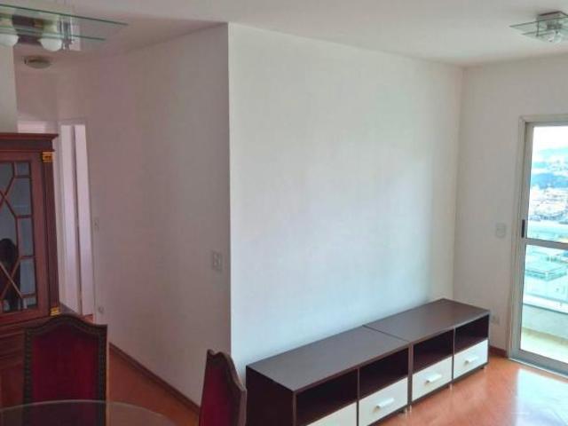 Agradável apartamento para venda em Vila Gumercindo com 2 quartos, sendo 1 suíte, 62m²