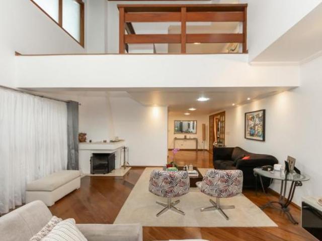 Imperdível casa em condomínio para venda com 4 quartos, sendo 4 suítes, 400m² leonidasandrade#L4RF