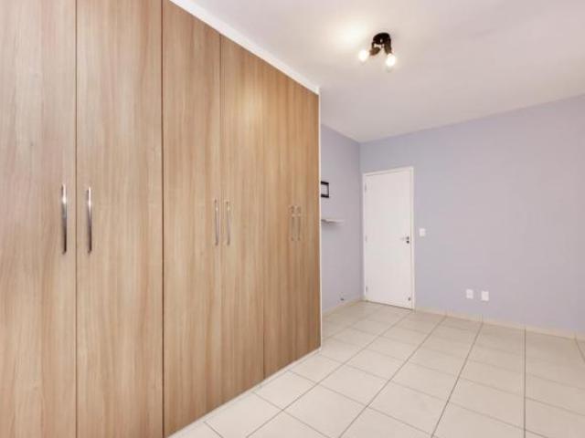 Confortável casa para venda e locação em Vila Isolina Mazzei com 3 quartos, sendo 3 suítes, 218m²