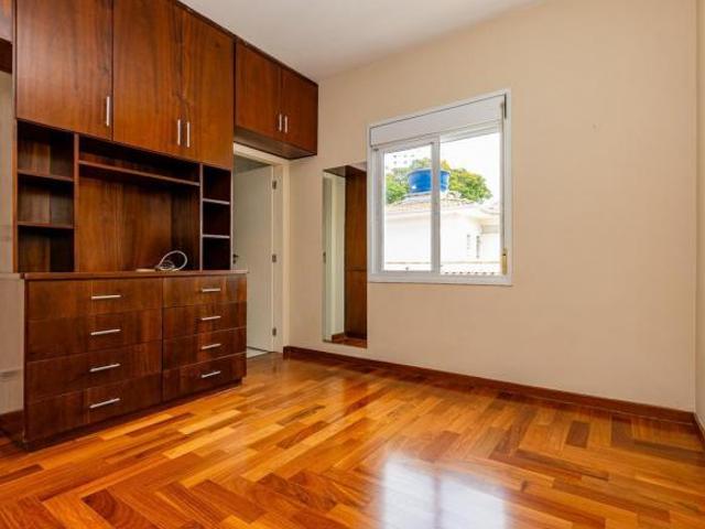 Espetacular casa para venda em Chácara Santo Antônio Zona Sul com 3 quartos, sendo 1 suíte, 170m²