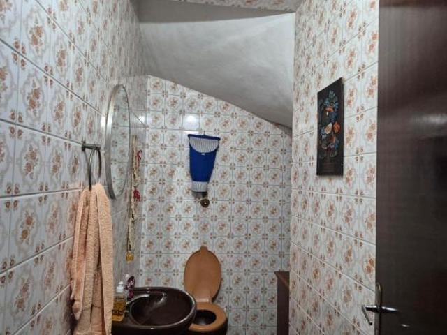 Agradável casa para venda em Jardim Maria Luiza com 2 quartos, 122m²