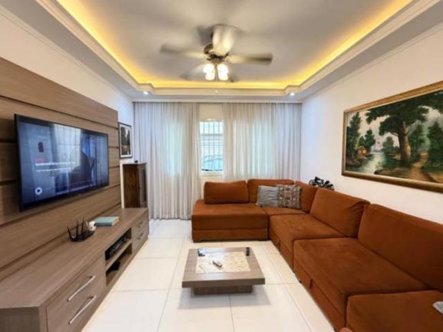 Atraente casa para venda em Vila Alexandria com 3 quartos, sendo 3 suítes, 146m²