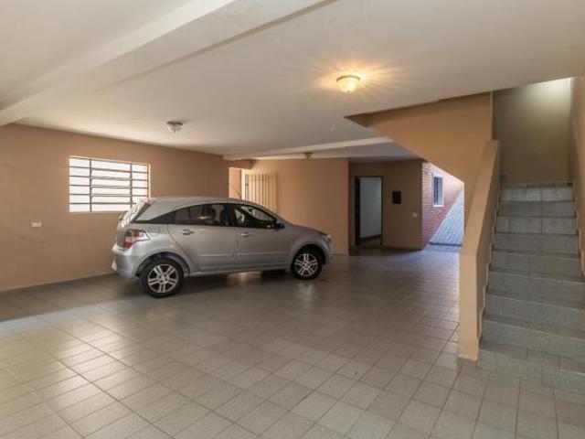 Funcional casa para venda em Vila Anglo Brasileira com 3 quartos, sendo 1 suíte, 228m² samuelmisiu
