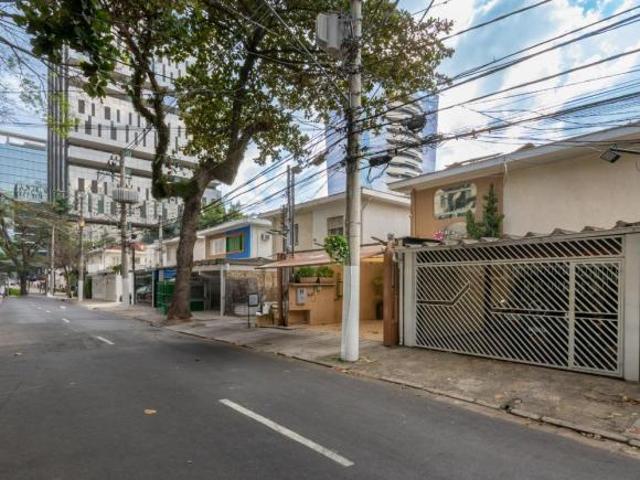 Atraente casa para venda em Vila Nova Conceição com 3 quartos, 147m² remaxares#UID0P